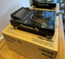 Pioneer CDJ-3000 Multi-Player / Pioneer DJM-A9 DJ Mixer / Pioneer DJ DJM-V10-LF Mixer / Pioneer DJM-S11 / Pioneer CDJ-2000NXS2 / Pioneer DJM-900NXS2